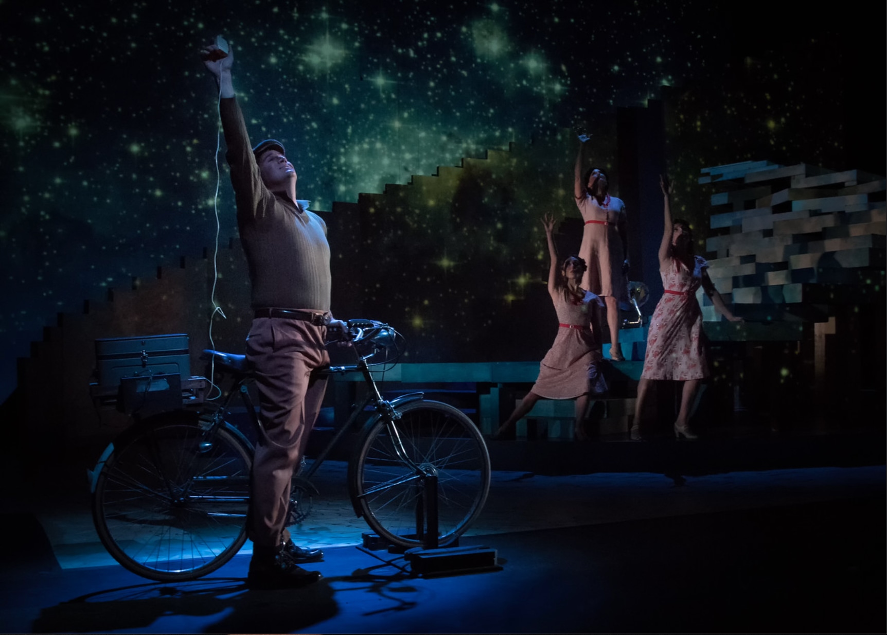 Gallery | Alex Richardson, Tenor